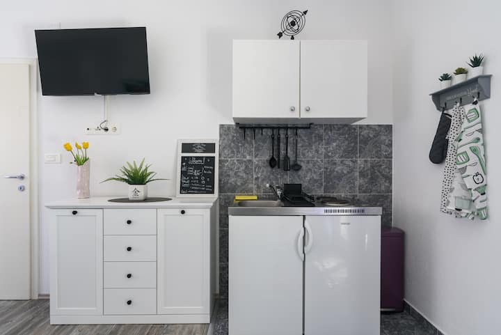 Studio Apartment "Vice" - Trogir