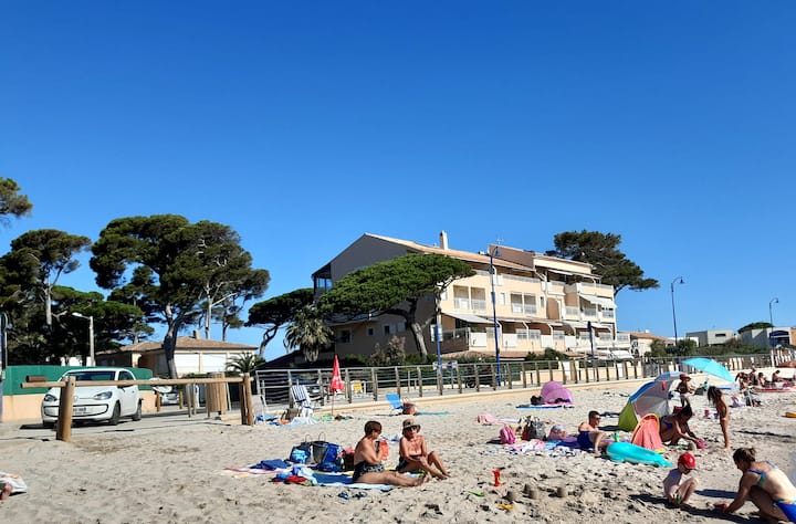 Les Pieds Dans L'eau - Porquerolles