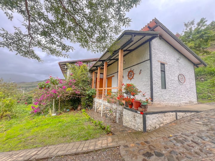 Casa De Campo En La Hermosa Ciudad De Vilcabamba - Vilcabamba