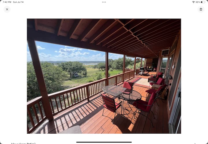 Lake Travis Sunset Getaway - Lake Travis, TX
