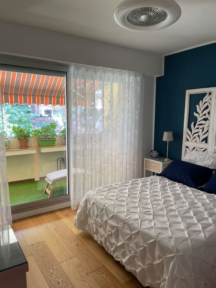 Beau 2 Pièces Vue Mer A 100 M De Plage Et Gare - Roquebrune-Cap-Martin