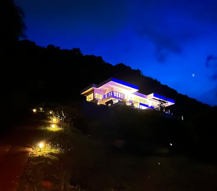 Modern, Serene, And A View You Must See. Modere’ - U.S. Virgin Islands