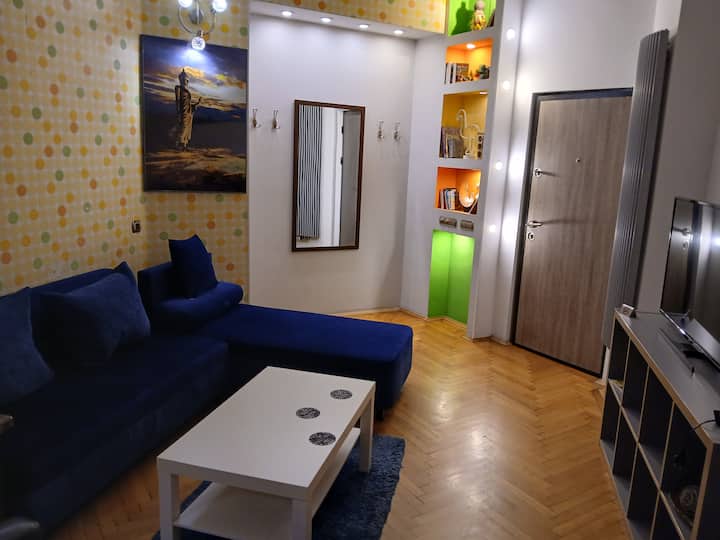 M&m 2 Bedrooms Dianei St. Comfil+big&very Central! - Bukarest