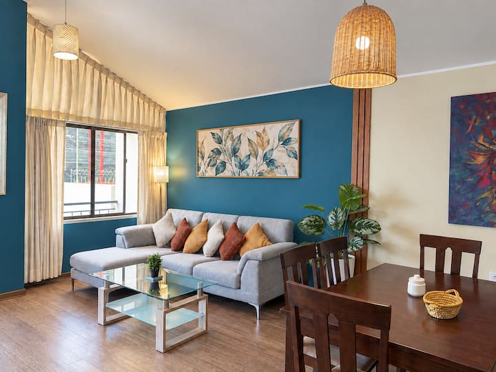Marbella House 95 M² Queen Bed + Garage - Huancayo