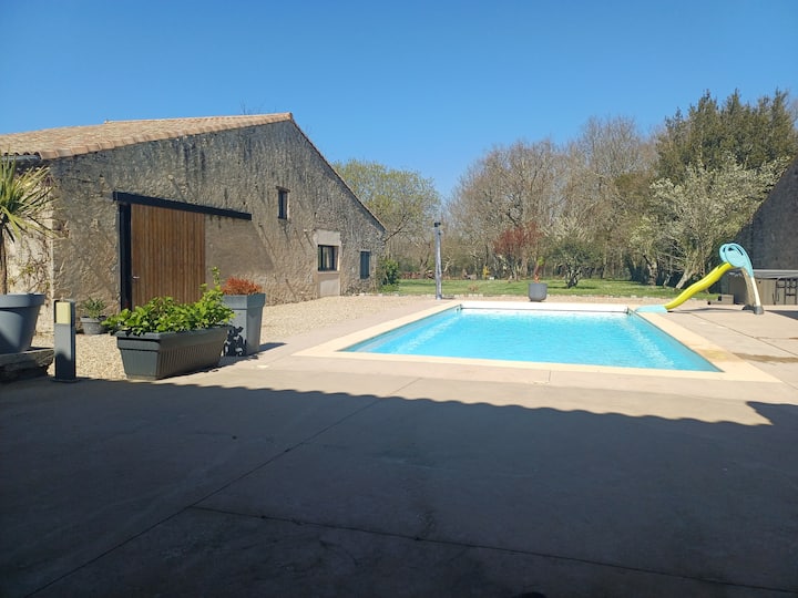 Le Gîte De L'olivier, Piscine, Spa, Classé 4 **** - Blaye