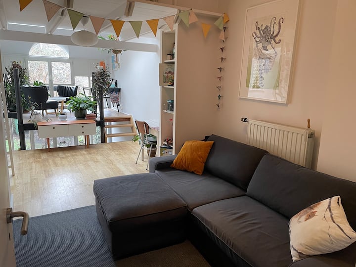 Maison Atypique Avec Jardin Au Pied D'un Parc - Sint-Niklaas