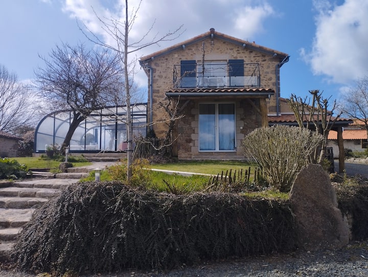 Gite Ave Piscine Dans Le Bocage Vendéen - Vendée