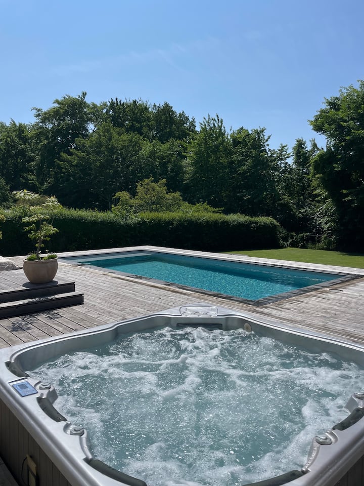Hus Med Pool I Naturskønt Område - Odense