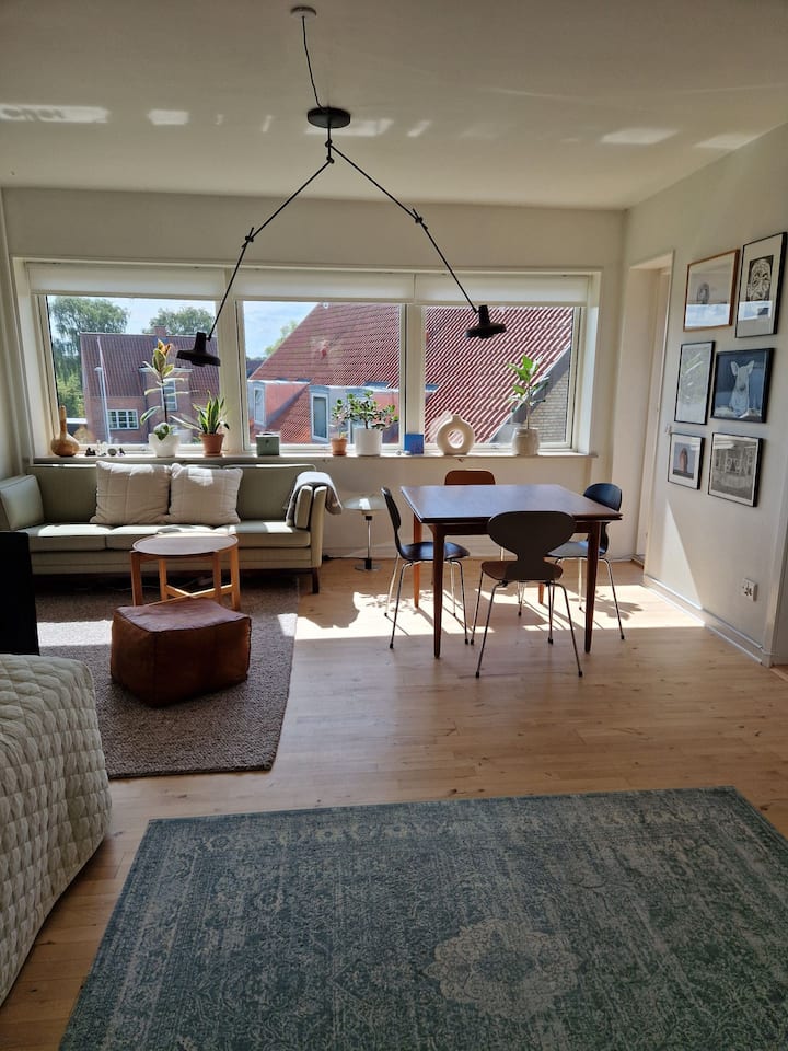 Lækker, Lys Lejlighed. Tæt På By - Aarhus