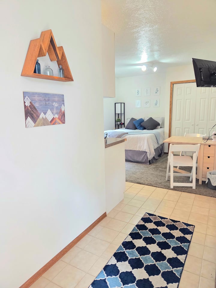 Cozy Studio, Fast Wi-fi, Close To Rmnp, Denver - Loveland, CO