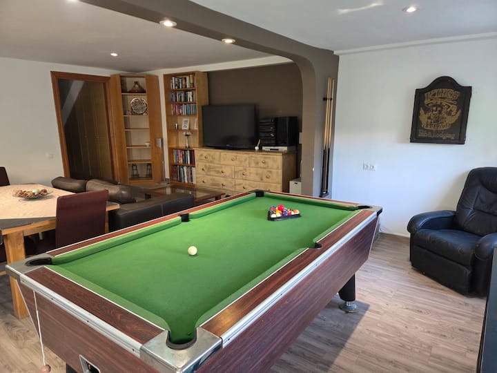 Coqueto Piso Con Billar Y Piscina Comunitaria Wifi - Benalmádena