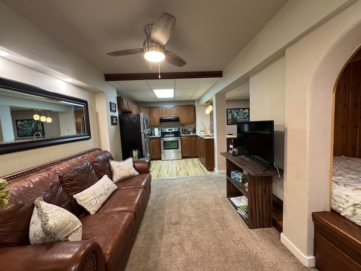 Cozy Convenient Mother In Law In Turnagain - Anchorage, AK