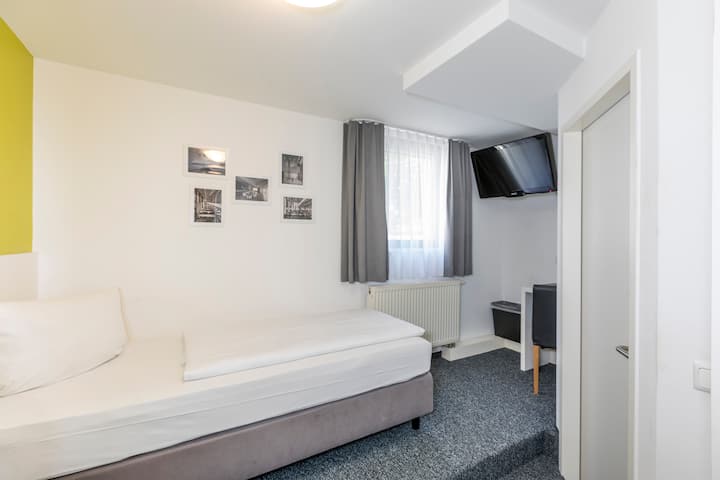 Mk | Hotel Eschborn - Single Room - Eschborn