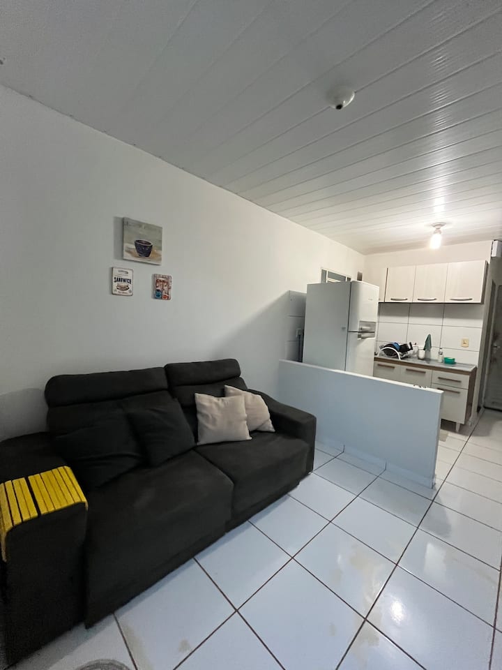 Casa Inteira: 2 Quartos Mobiliada - Lucas do Rio Verde