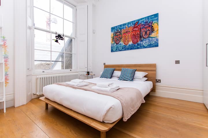 Bright & Charming 1br Flat W/private Balcony - Londres
