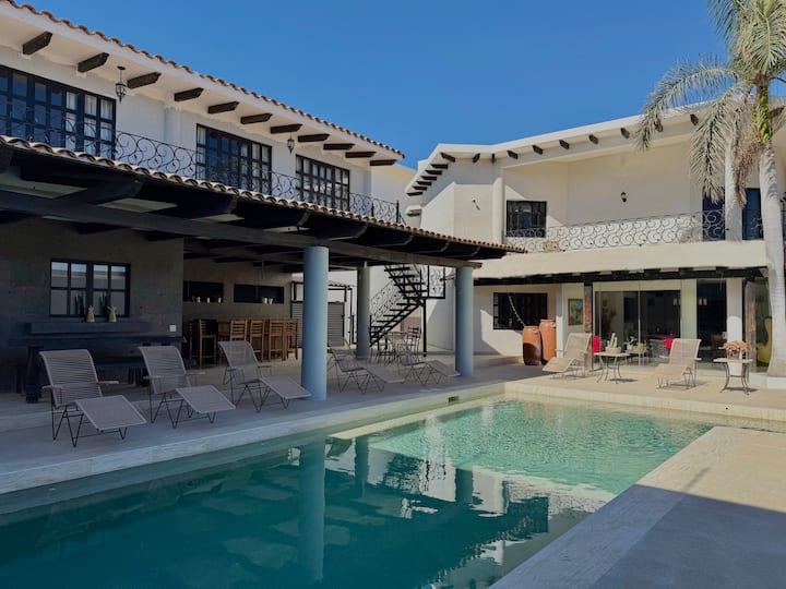 Casa Amaia Mexican Hacienda - 8 Bedrooms - 카보산루카스