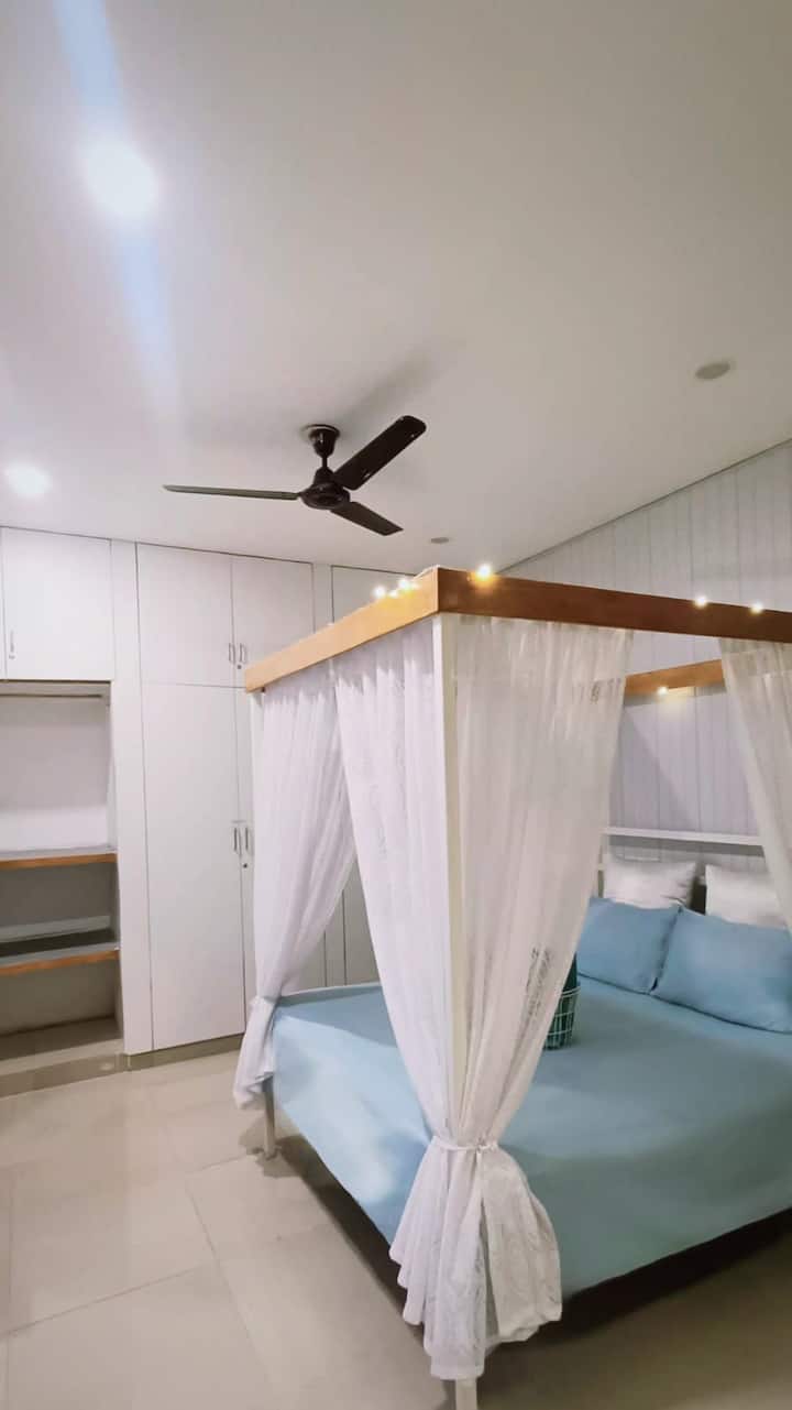 Whitehouse "European Style Decor" Newly Renovated - 인도르