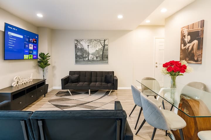 5 Bedroom: 1 Block Beach , Boardwalk ,Tropicana. - アトランティック・シティ, NJ