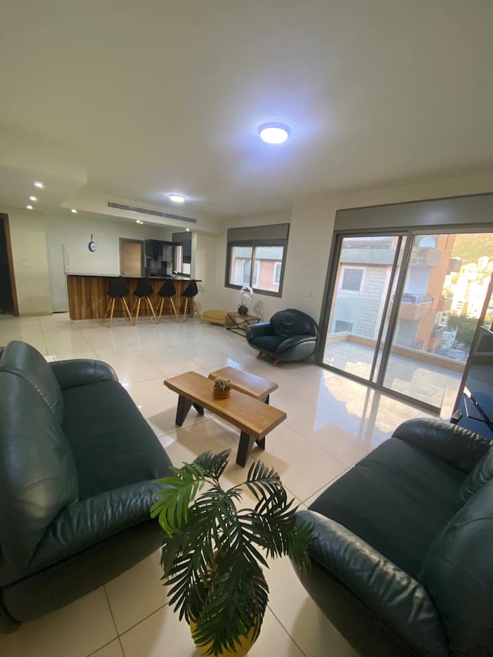 Stylish, Secure 3br, Beach & Harissa View, Fitness - Lebanon