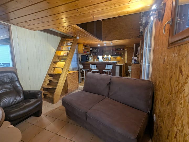 Studio - Clim, Wifi & Parking - Proche T1- T6 - Mb - Lyon