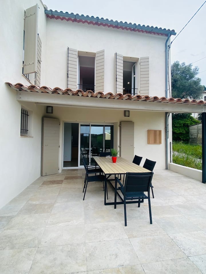 Petite Maison Dans La Colline Et à 2 Kms De La Mer - Carqueiranne