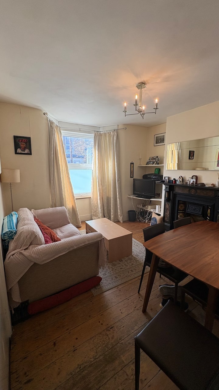 Comfortable Garden Flat • Fast Links • Quiet Stay - East Ham - London