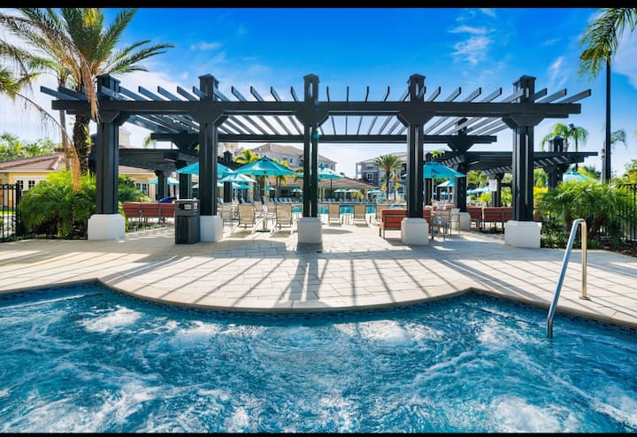 Resort 3bd/3.5bth, Walkable Epic Park /Conv Center - Orlando