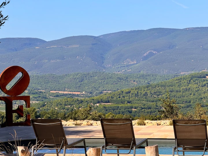 Villa Saignon Les Plus Beaux Villages De France - Rustrel