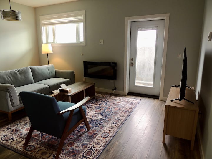 Downtown Whitehorse House, Step To Wilderness - Whitehorse