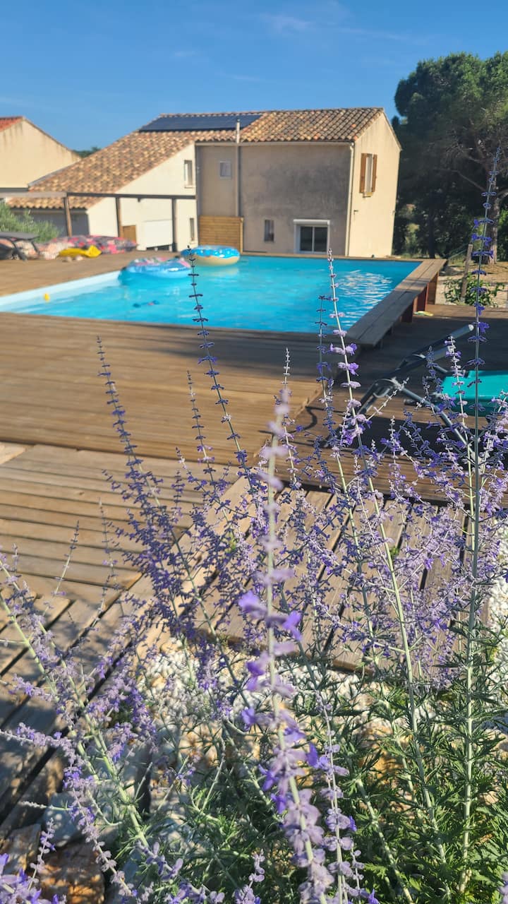 Maison Dans La Colline Proche De La Mer. - Martigues