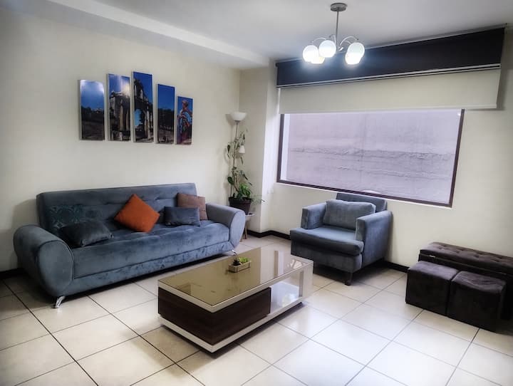 Amplio Apartamento Cerca Del Aeropuerto Zona 9! - Guatemala City