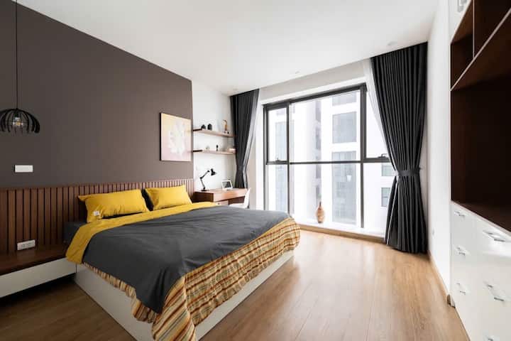 High Floor Condo 1br /Large Pool/city Center - Hanoi