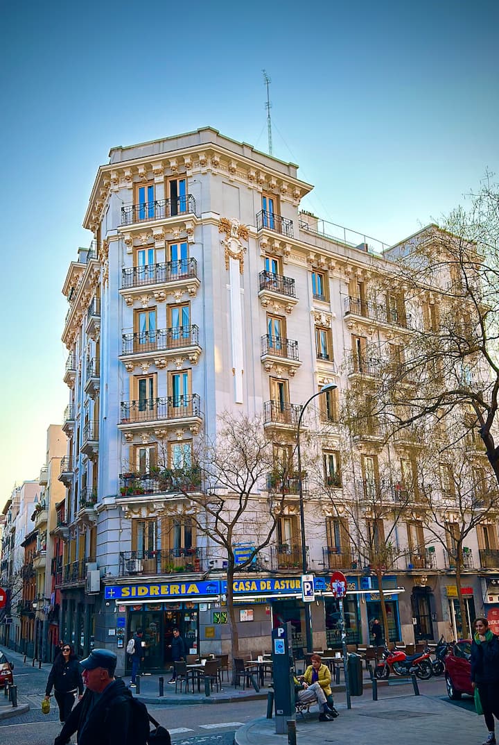 Cozy 2 Bedroom In Lavapies Center Self Check In - Madrid