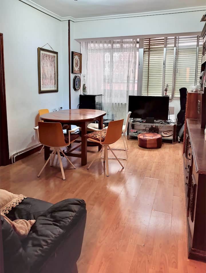 Sofa Room In The Heart Of Valladolid - Door Key - Valladolid