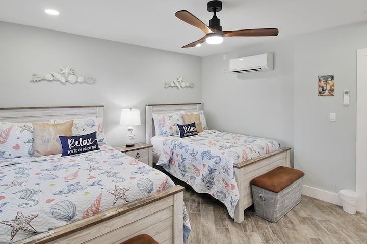 Classic Sanibel Escape Colony Inn 11 - Sanibel, FL