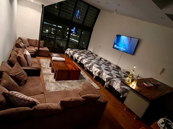 Rembrandt Serviced Apartments - The Loft Too - Liverpool