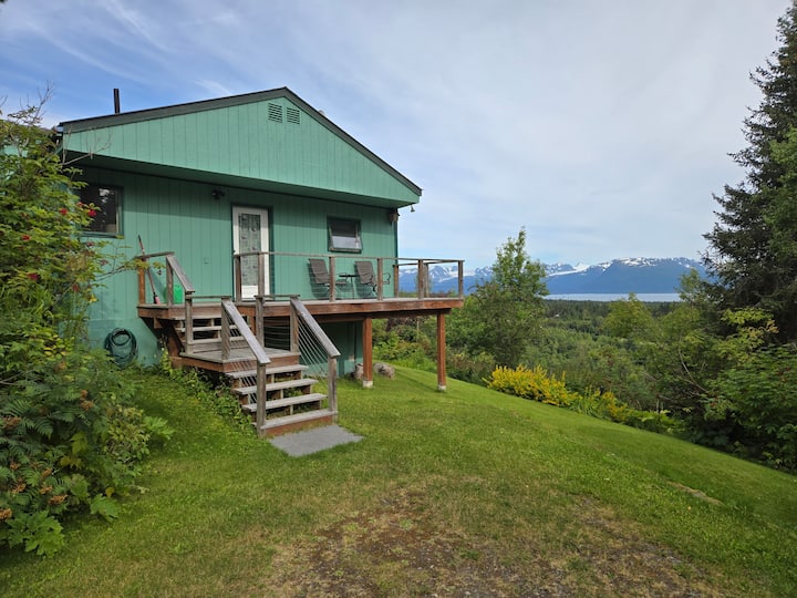Coyote Hill Cabin - Private & Cozy - Alaska