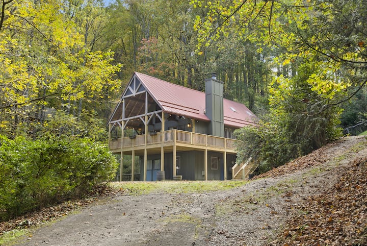 Revitalize At Woodland Retreat! - Waynesville, NC