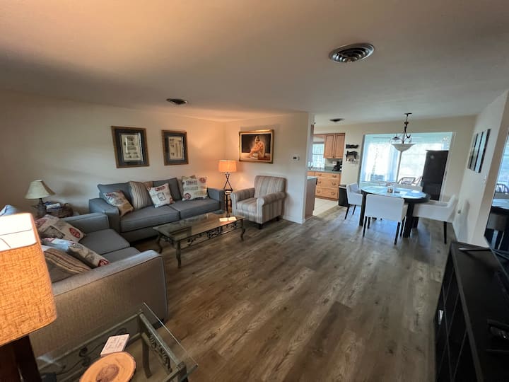 Relaxing Private Getaway (Pet Friendly!) - Venice Beach, FL