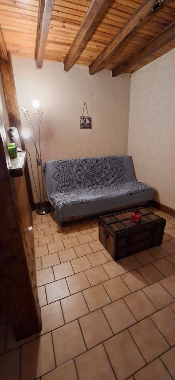 Petite Maison Sur Deux Niveaux. - Argenton-sur-Creuse