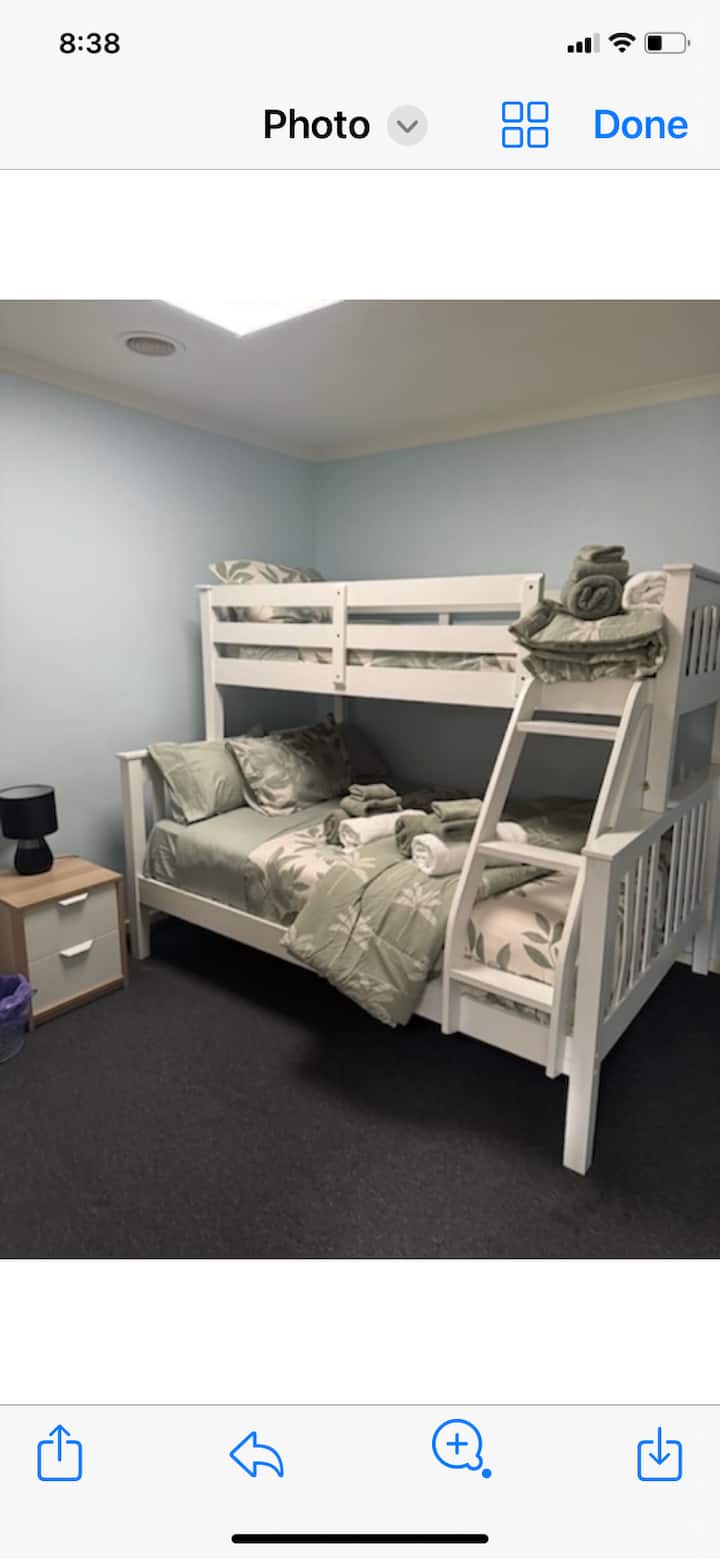 2 Mins Wlk To Beach Frankston Australia. 2 Bed Apt - Frankston