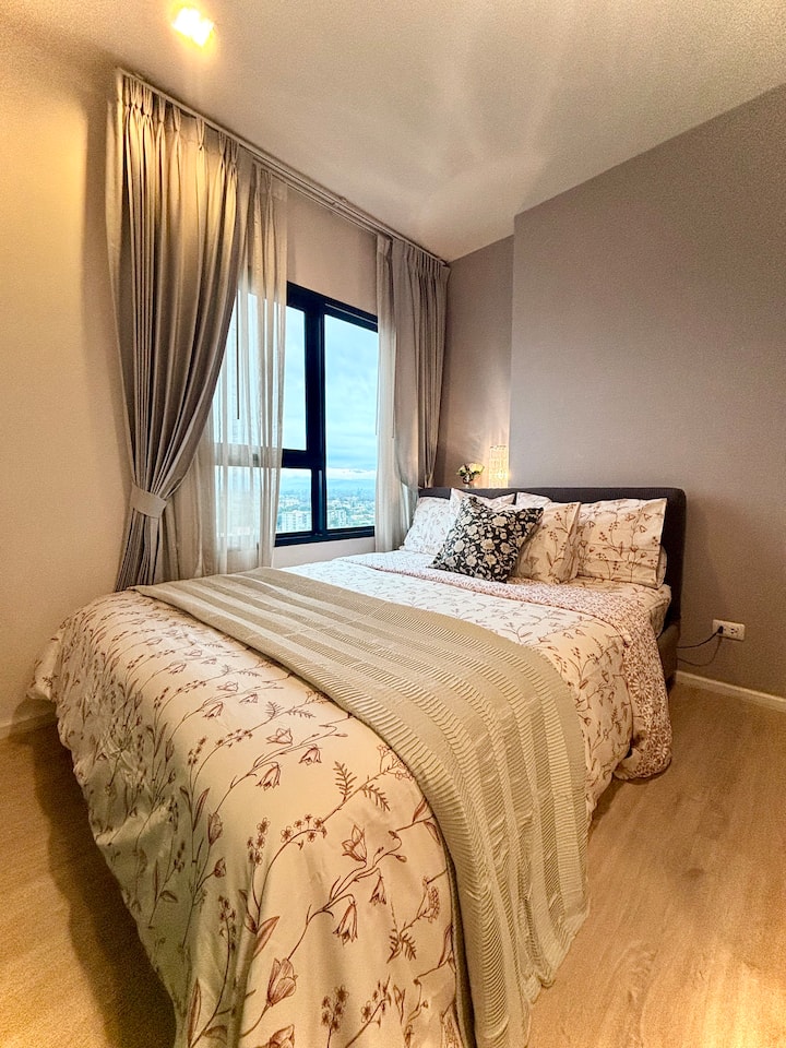 1bed Room*free Pickup*central Mall*rooftop Pool - Chiang Mai