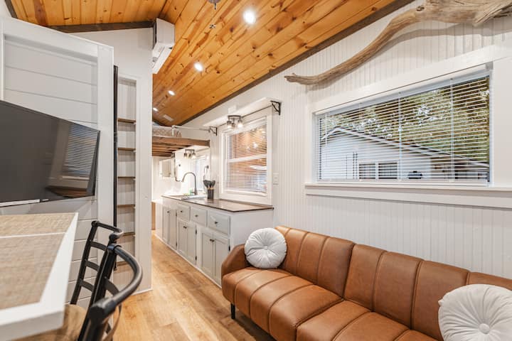 Tiny House - Urban Sanctuary - Jacksonville, FL