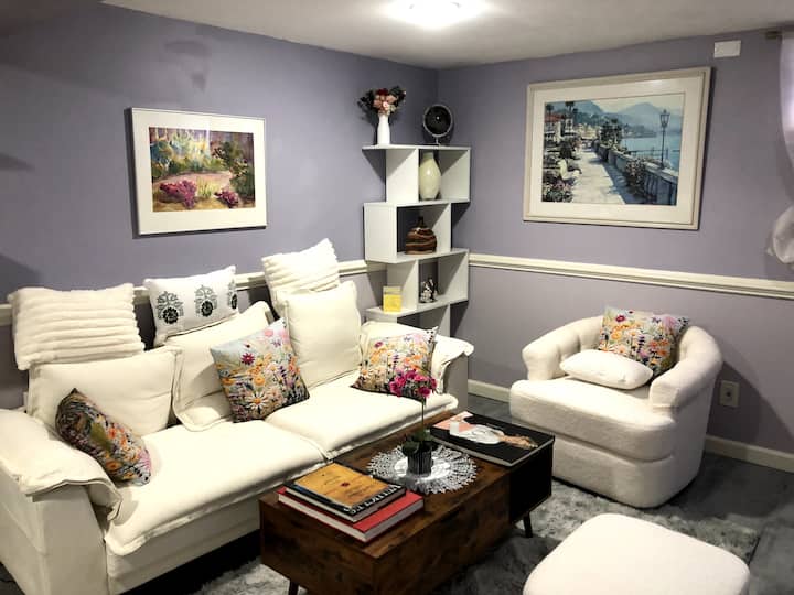 2br Private Suite W/ Kitchen • 40 Min To Nyc - Long Island, NY