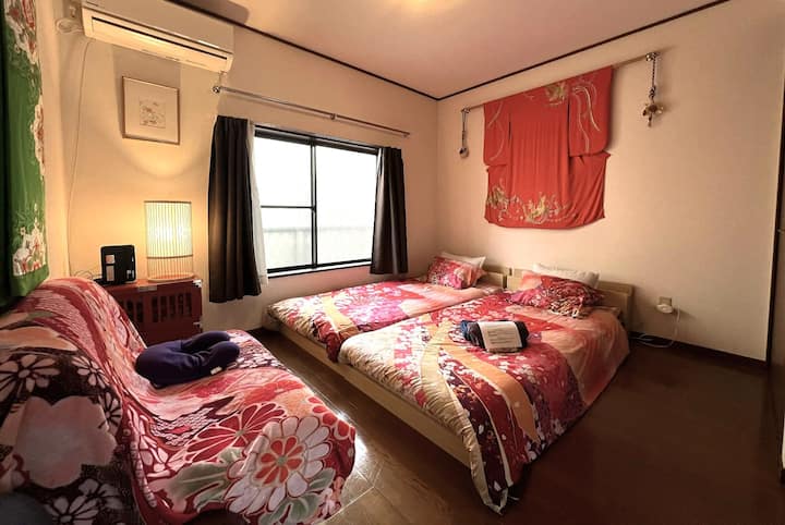 Tokyo Onsen Of 400 Years Of History【寿】tatoo Ok! - Tokyo