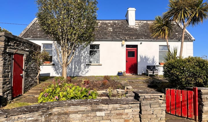 Liscannor Cottage - Ireland