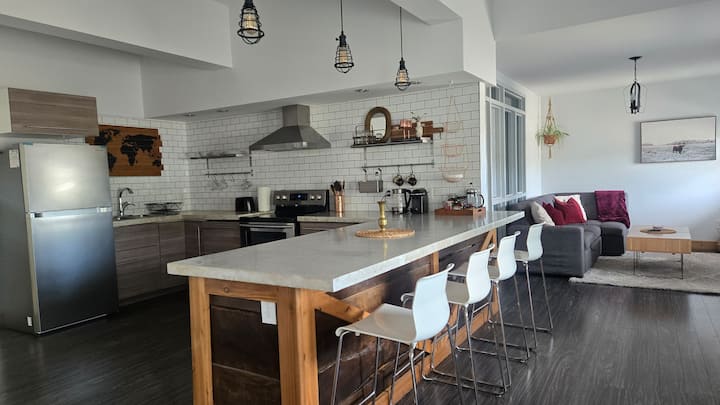 Latimer Lodge | Modern, Bright & Airy Apartment - Nova Scotia