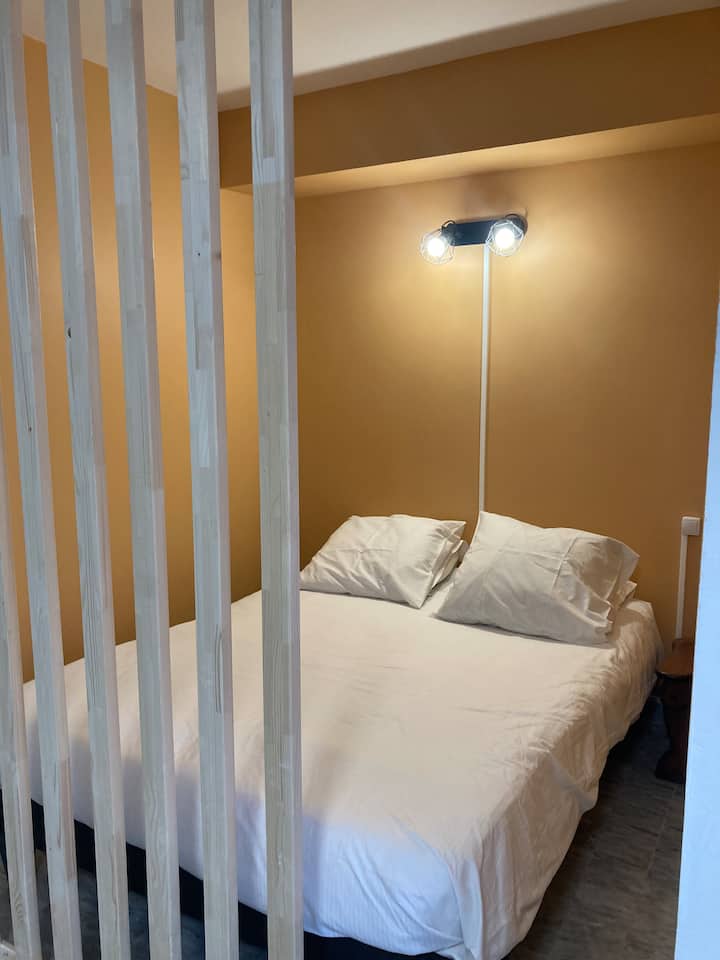 Grand Studio Proche Port - Nizza