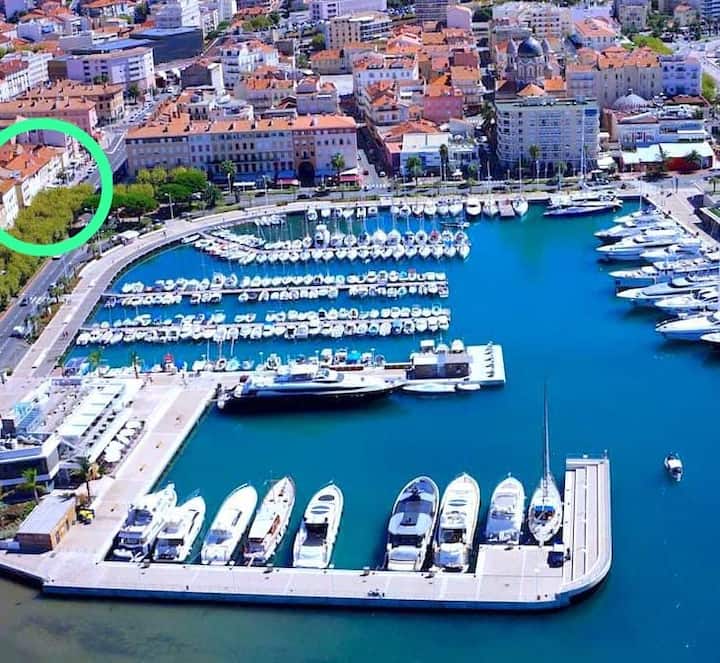 F3 De 48 M2 Au Vieux Port, "Les Pieds Dans L'eau!" - Saint-Aygulf