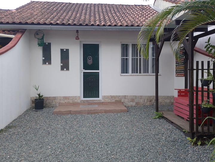 Simpática Casinha 2 Ao Lado Do Parque Beto Carrero - Penha